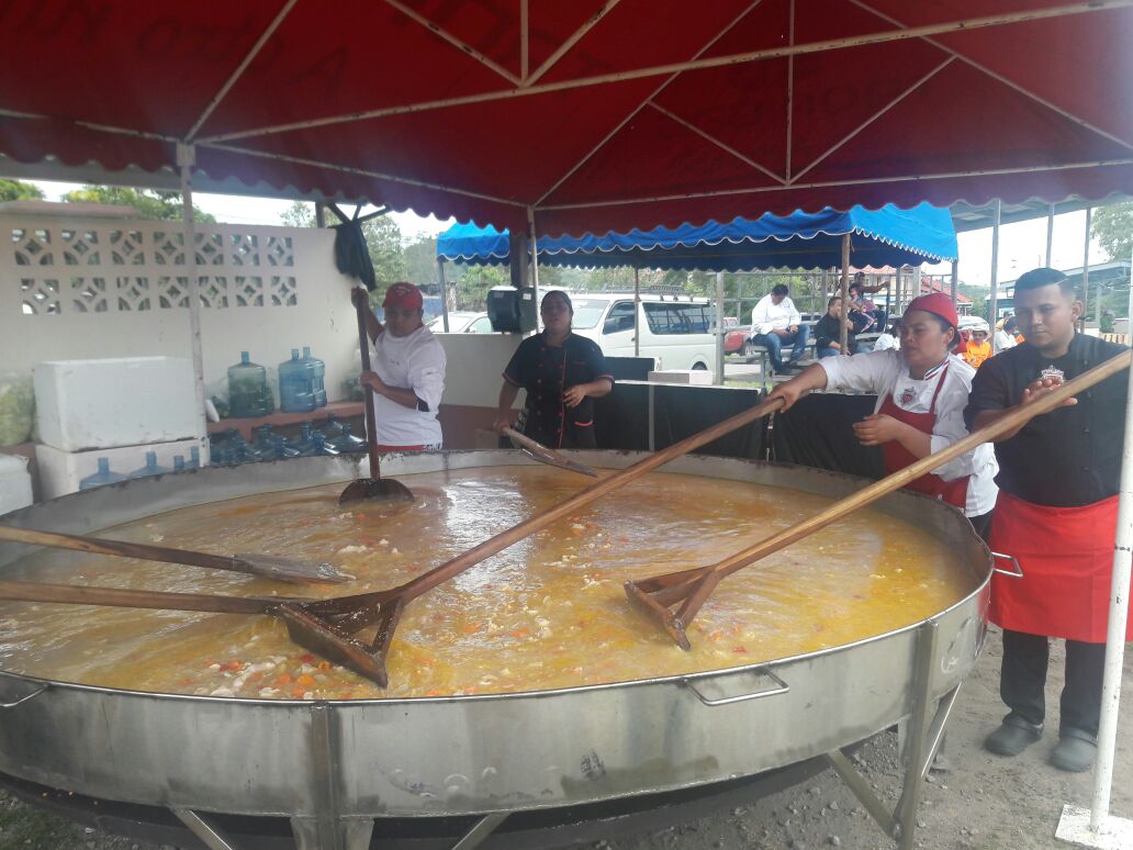 La sopa más grande de Panamá | Critica