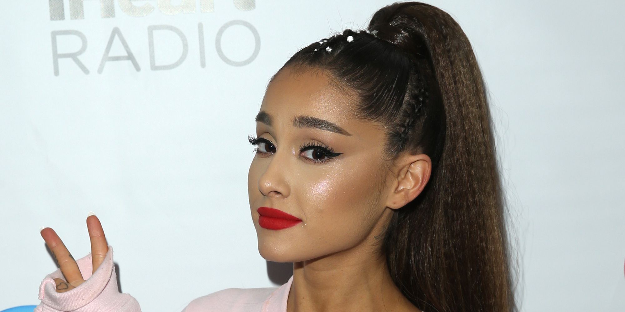 Ariana Grande rechazó condecoración de la Reina Isabel II | Critica