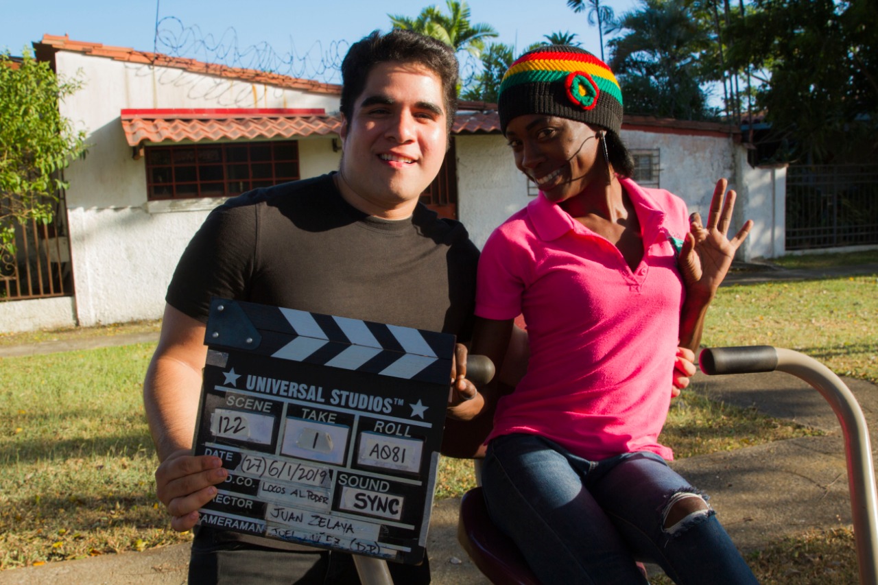 Dundunsuá ahora es actriz en una película | Critica