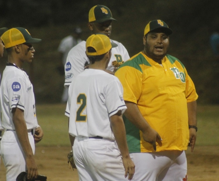 Ángel Sevillano, de Oeste, es el "Manager del Año" del béisbol juvenil ...