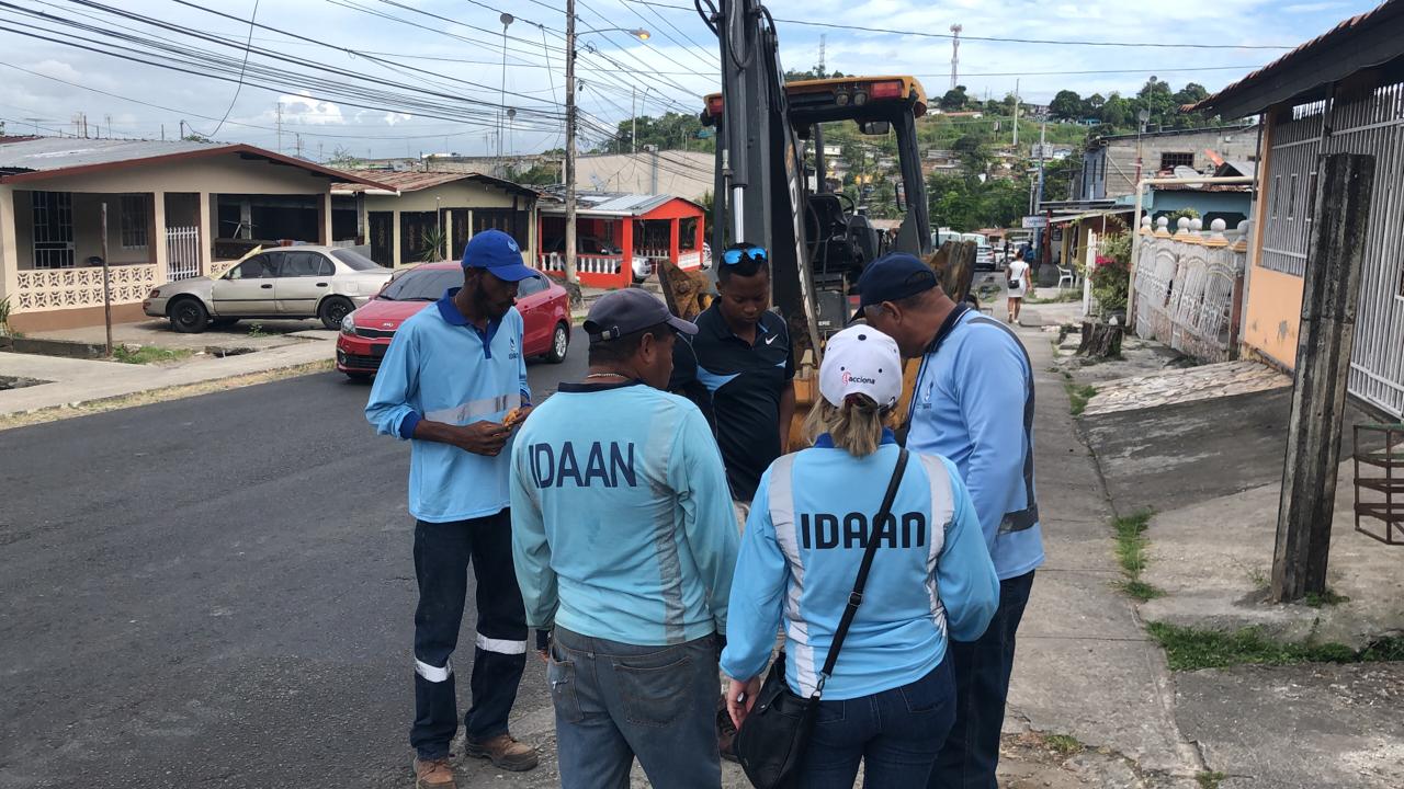 Trabajadores del Idaan levantan paro. Le prometen pagar bono | Critica