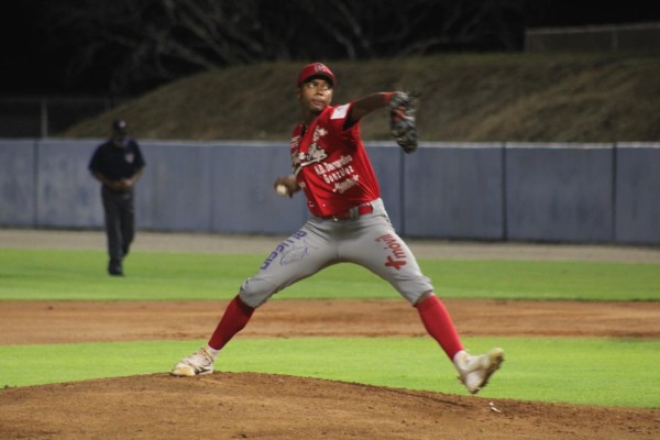 Coclé vence a Herrera 9-0 y empata la Final del Béisbol Juvenil a dos ...