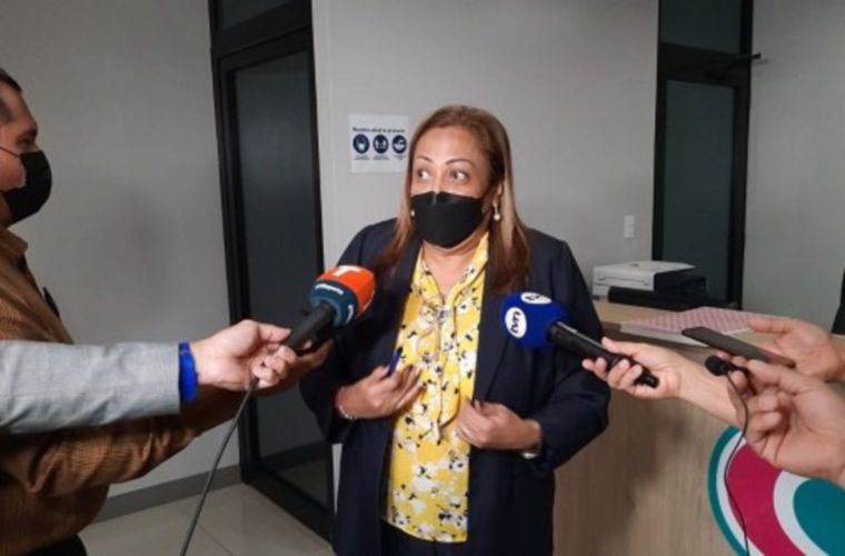 Bancada del CD pide expulsión de Rómulo y otros 14 directivos | Critica