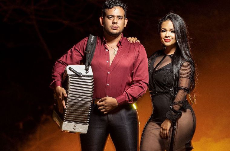 Obtienen título en Técnico Superior en Folklore | Critica