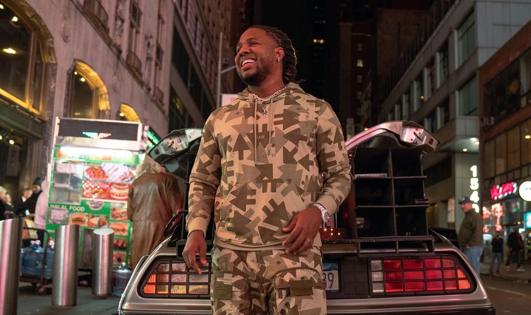 Akim recordó cuando le negaron la visa | Critica