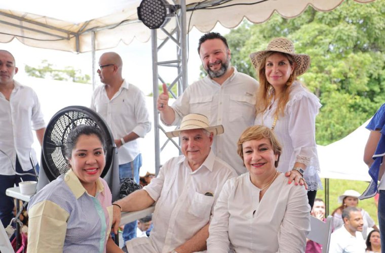 “El Loco” de RM en las fiestas del Sombrero Pintao | Critica