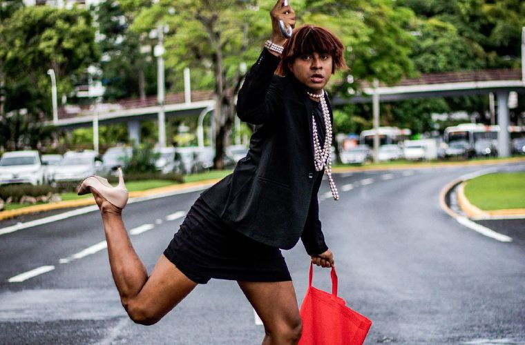 Kenny Dancer se compró su auto | Critica