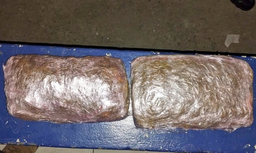 Lo mandan a prisión por transportar droga en taxi | Critica