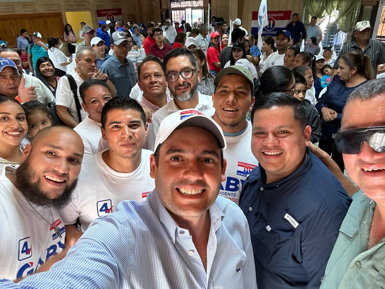 Carrizo continúa su gira por Chiriquí; recibe apoyo | Critica