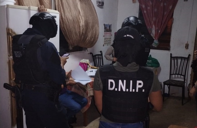 Pareja asesinada en María Henríquez se enfrentó a sicarios | Critica