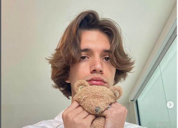 Kevin Fashioned se lleva galardón en los Tik Tok Awards | Critica