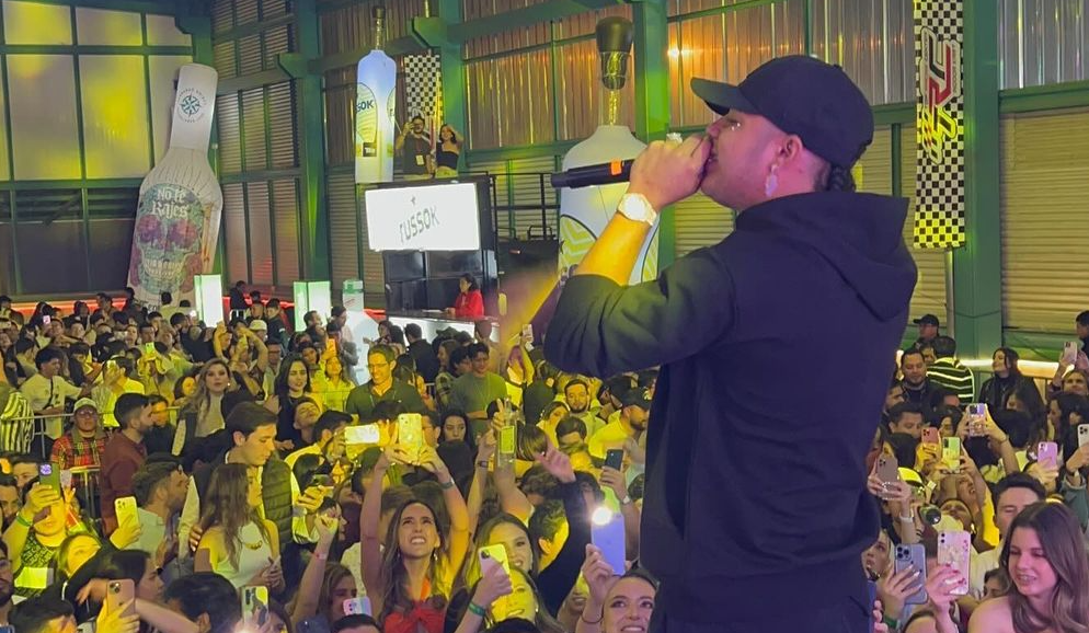 Boza, orgulloso de llevar la cultura y música de Panamá al mundo | Critica