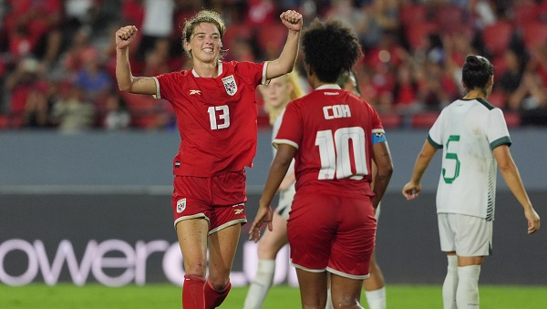 Selección Mayor Femenina de Fútbol de Panamá goleó a Bolivia 5-1 | Critica