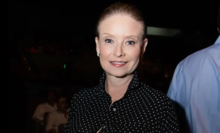 Inicia recolección de firmas para revocar a Paulette Thomas | Critica