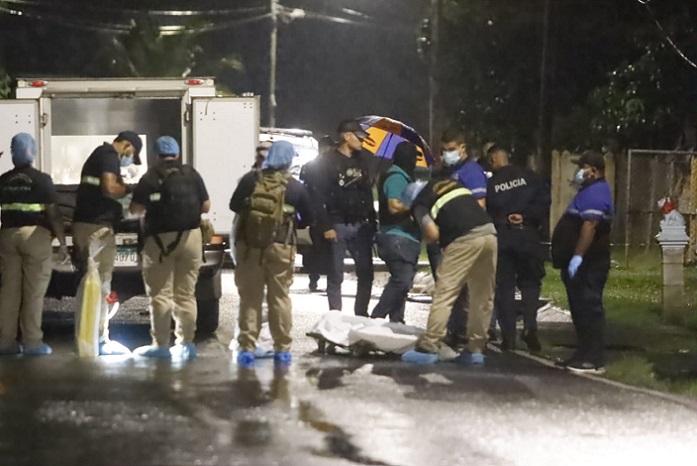 Comerciante mata a dos asaltantes en Nueva Esperanza | Critica