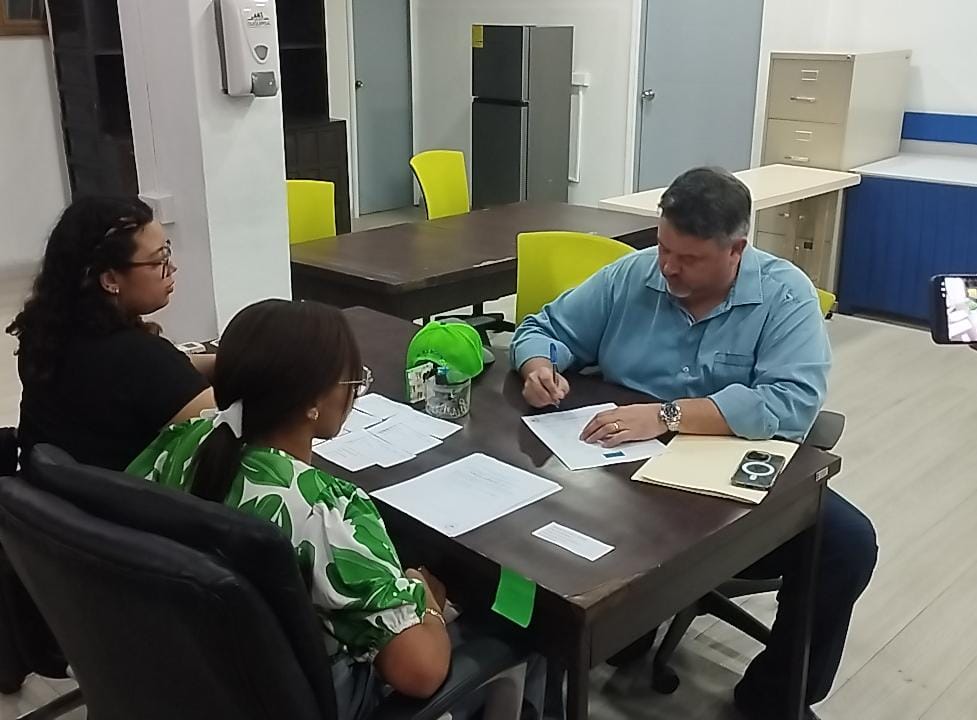 Richard Kilborn va por la presidencia del Partido Popular | Critica