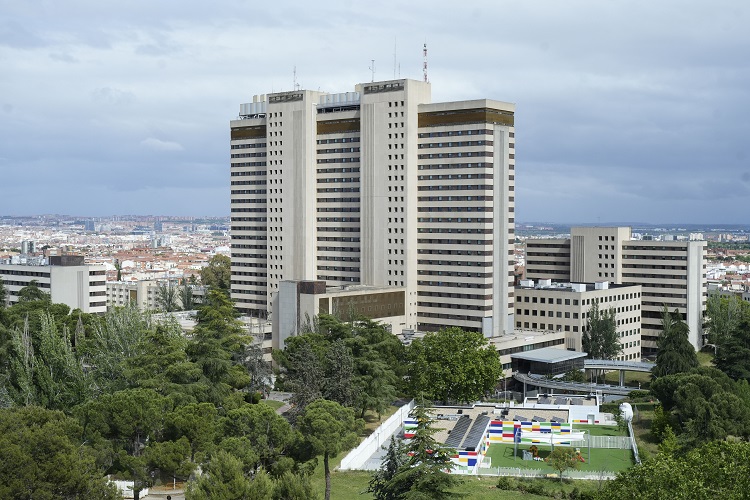Españoles evacuados del crucero permanecerán 42 días en cuarentena en ...