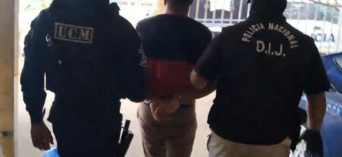 Detenidos por cambiar cheques falsos de la Unachi por casi $1 millón ...