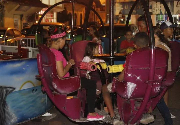 Alegría y diversión en los alrededores del céntrico parque Unión de ...