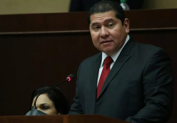 ¡La risa se puede convertir en mueca! | Critica