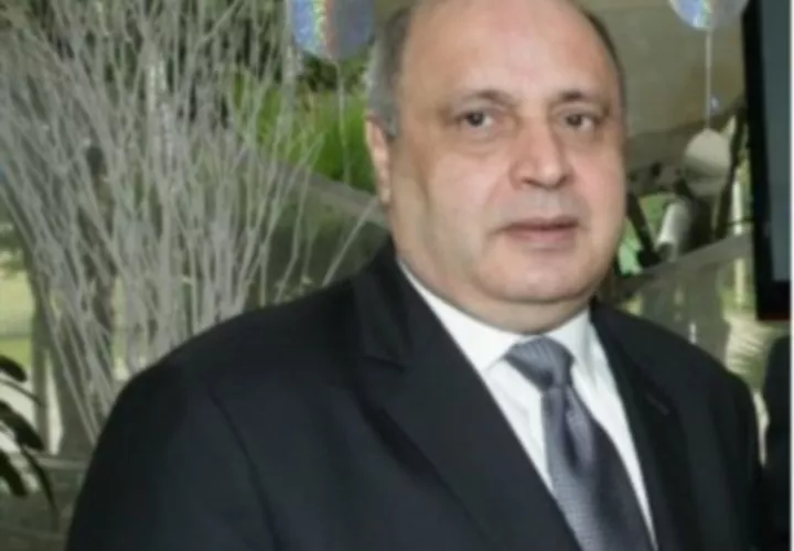 Gobierno pretende que Waked venda La Estrella y El Siglo | Critica