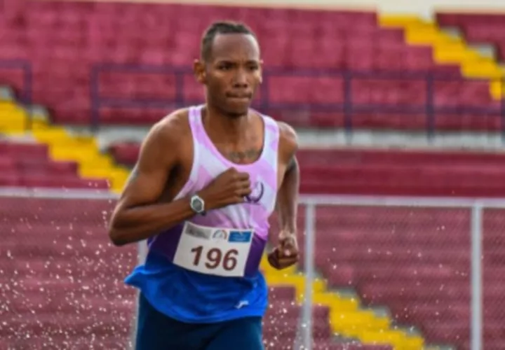 Didier Rodríguez impone nuevo récord nacional en los 5 mil metros | Critica